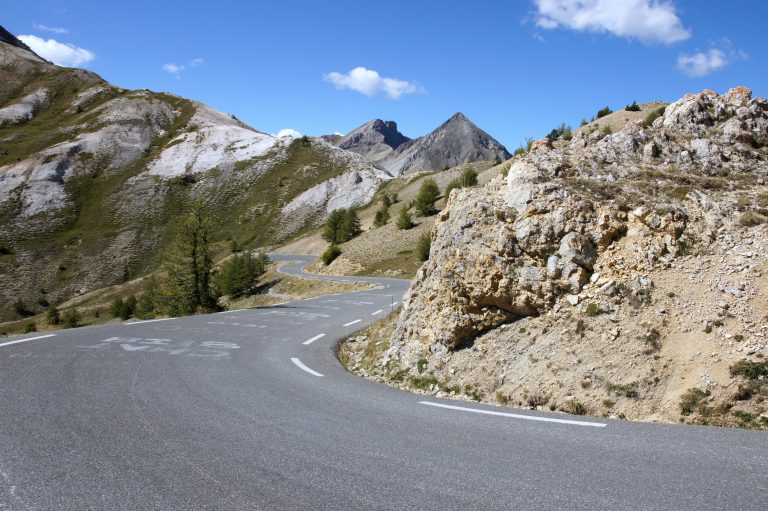 Idée Road-trip : La route des Grandes Alpes - SereniTrip